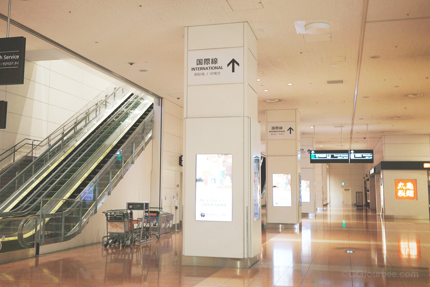 旅写真｜全日空 ANA NH211搭乗記（羽田からロンドン・ヒースローへ） | GGJOURNEE